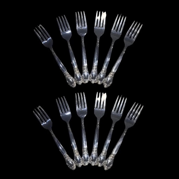 Oneida | Dining | Set Of 2 Vintage Oneida Rose Salad Forks | Poshmark